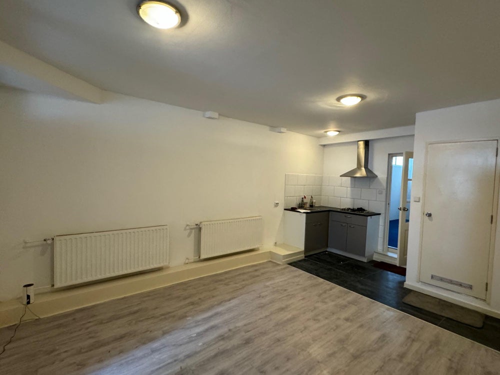 Benedenwoning Weaze, Leeuwarden huren?